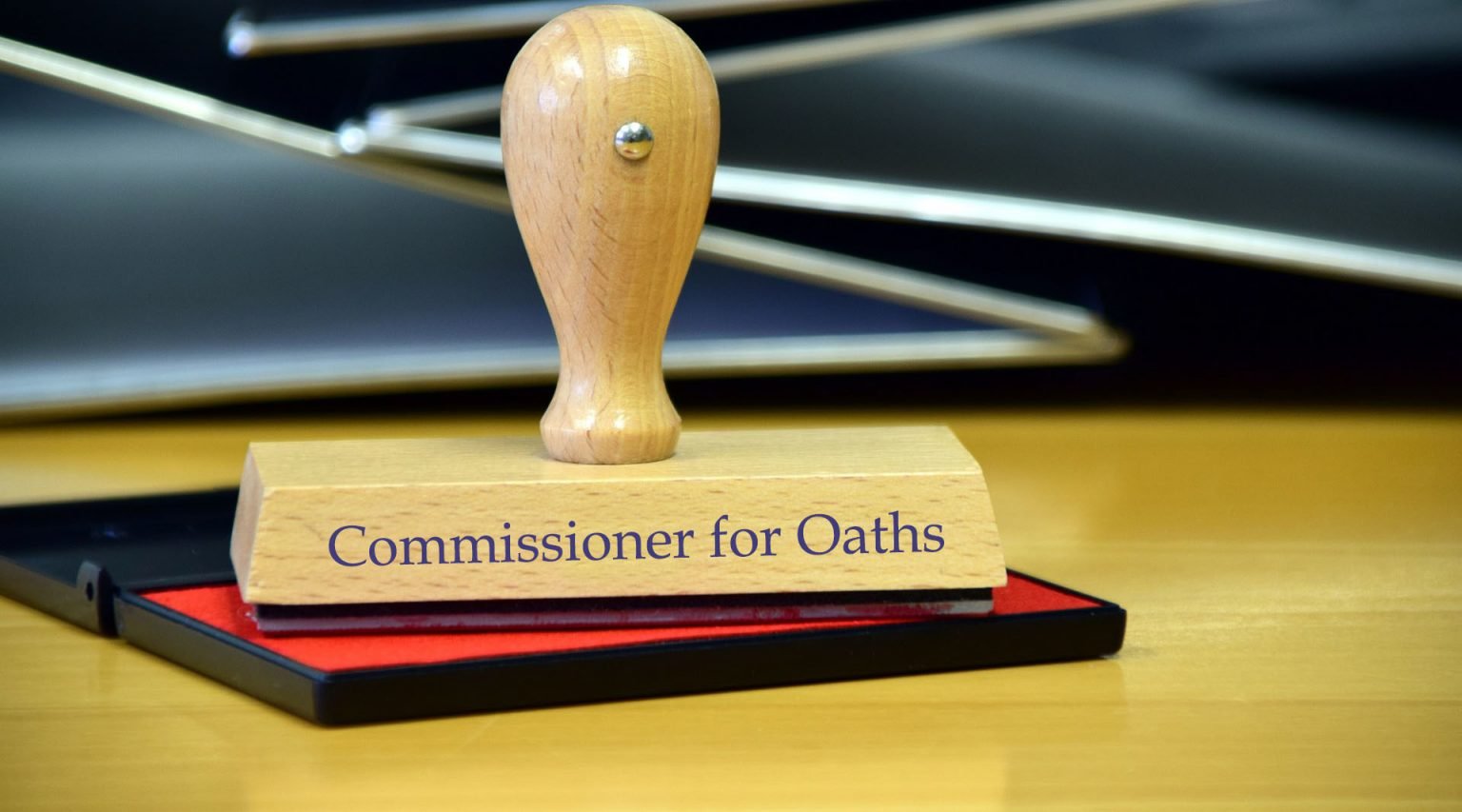 Solicitor commissioner for oaths | UK | White Horse Solicitors & Notary Public